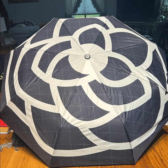 CHANEL | Accessories | Chanel Blackwhite Umbrella Wcamilla Flower Chain ...